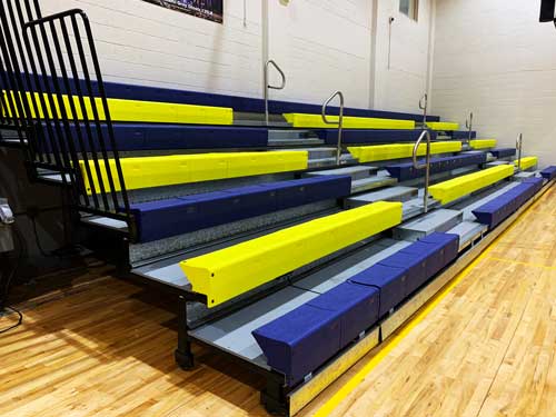 Gradins télescopiques pour la ville de South Miami